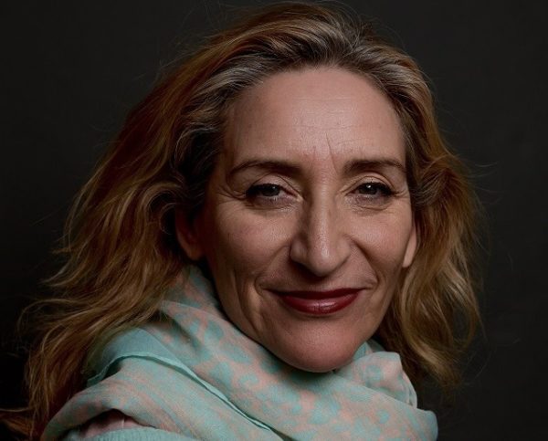 Filmmaakster Monica Ruiz van Hattem zoekt betekenis voor het nu - Krant ...